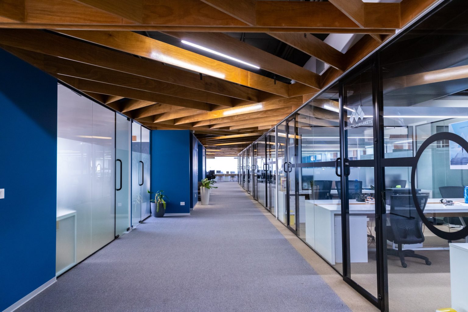 Coworking v/s conventional workspace - What is the difference?