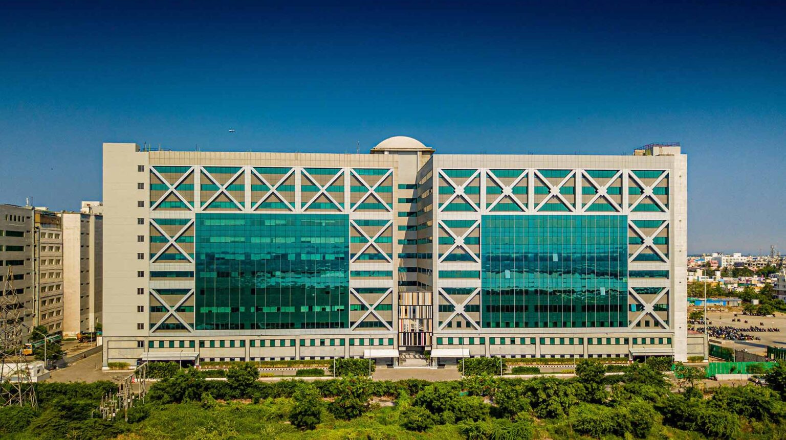 Managed Office Space in DLF Downtown Chennai